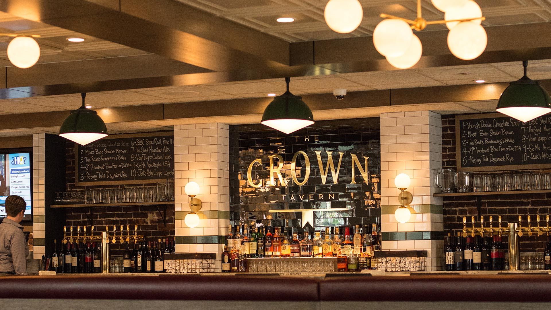 crown-hero-3 - The Crown